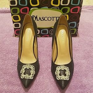 Mascotte | Shoes | Last Chance Black Mascotte Channel Heels | Poshmark